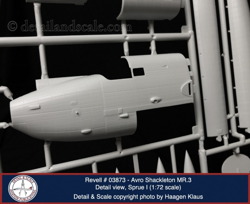 Revell Avro Shackleton MR.3 - 1:72 Scale % - Detail and Scale tail & Scale