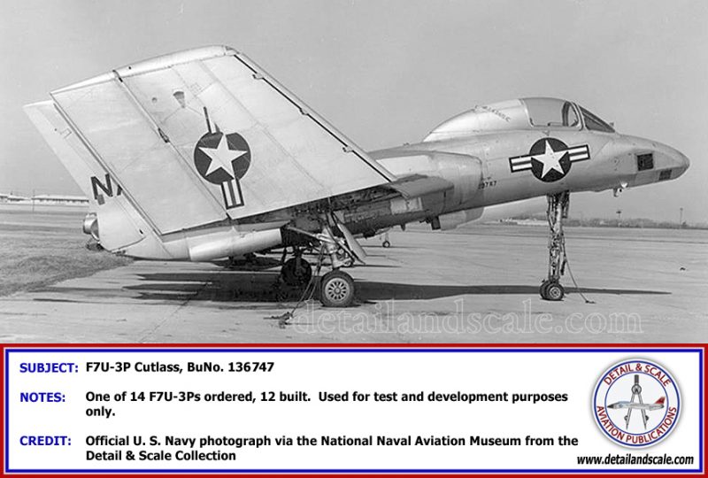 F7U Cutlass - Detail and Scale